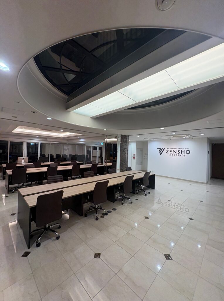 ZENSHO HOLDINGS合同会社 | 運送業と広告業を融合させた新しい価値を提供する企業です。